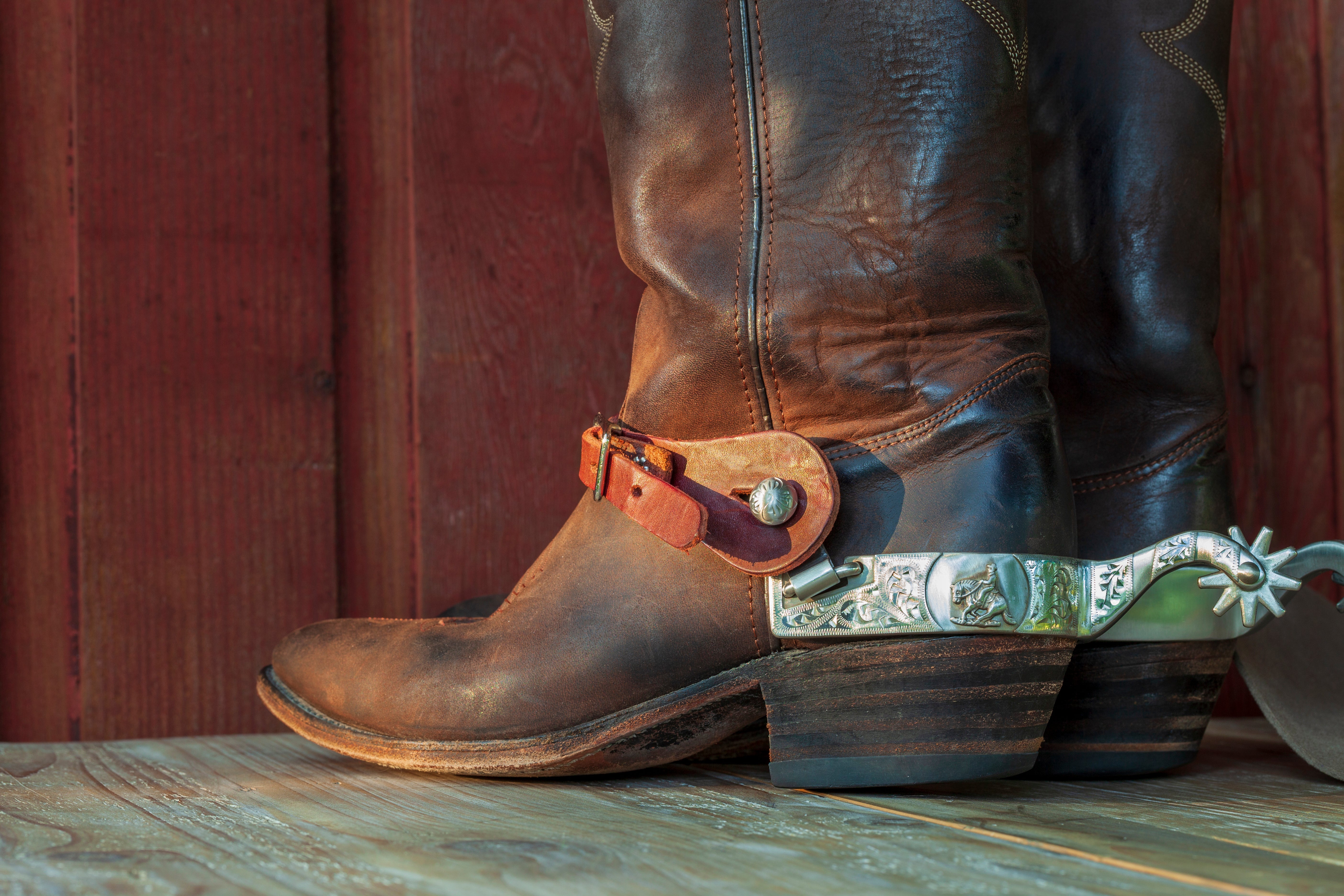 Spurs and Spur Straps – Rusty Spur Saddle Shop